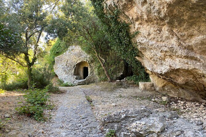 E-Bike Tour with Wine Tasting in Dafnes, Heraklion - FAQs