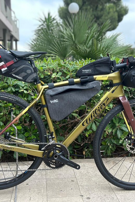 E-gravel bike rental - Key Points