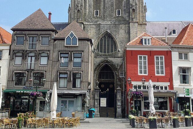 e-Scavenger hunt Bergen op Zoom: Explore the city - Pricing and Value for Money