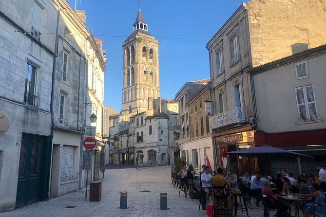 e-Scavenger hunt Cognac: Explore the city at your own pace - What Does the Itinerary Include?