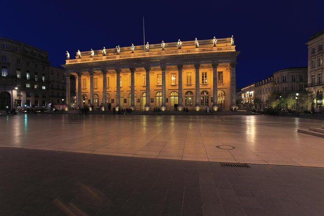 e-Scavenger hunt Montpellier: Explore the city at your own pace - Key Points
