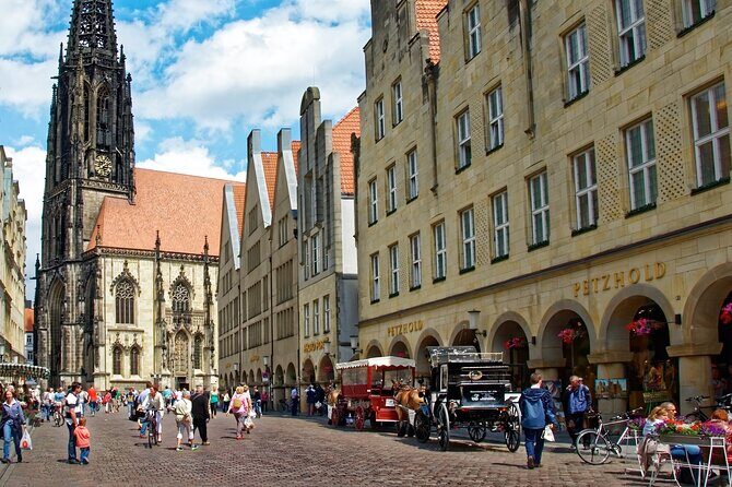 e-Scavenger hunt Münster: Explore the city at your own pace - Final Words: Who Is This Tour Best For?