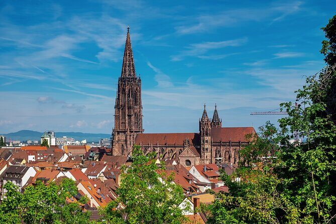 e-Scavenger hunt Münster: Explore the city at your own pace - In The Sum Up