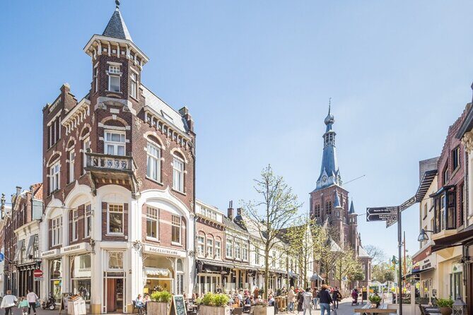 e-Scavenger hunt Tilburg: Explore the city at your own pace - Key Points