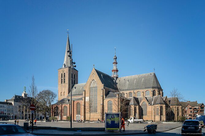 e-Scavenger hunt Turnhout: Explore the city at your own pace - The Sum Up