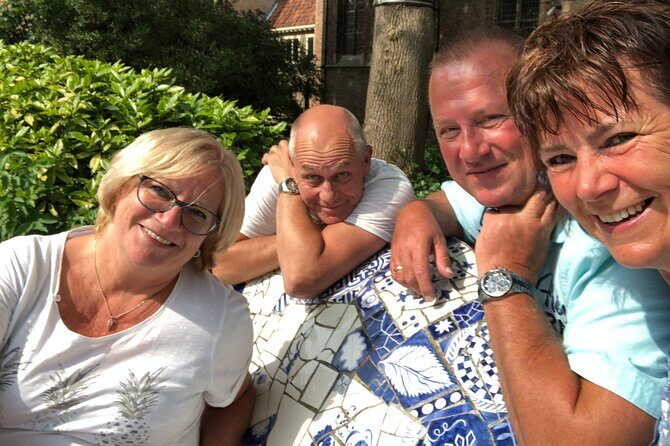 e-Scavenger hunt Volendam: Explore the city at your own pace - Key Points