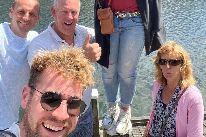 e-Scavenger hunt Volendam: Explore the city at your own pace - A Deep Dive into the Experience