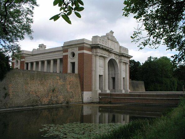 e-Scavenger hunt Ypres: Explore the city at your own pace - Exploring Ypres with a Self-Guided E-Scavenger Hunt