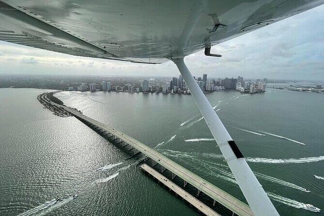 Eagles Air Tour: Private 45 Minute Plane Tour of Miami - A Deep Dive into the Experience