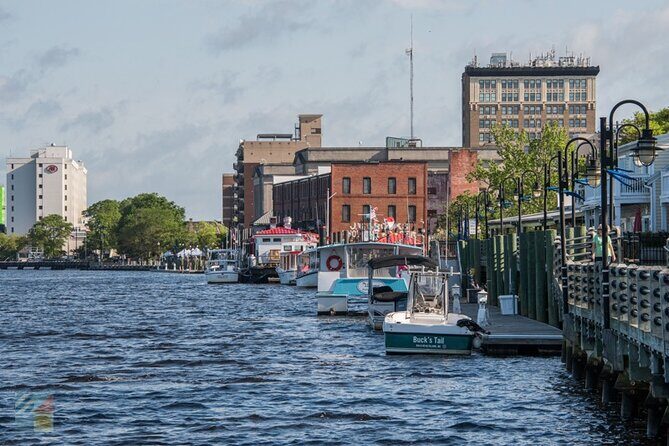 Eagles Island 50 minute Narrated Boat Cruise - FAQ