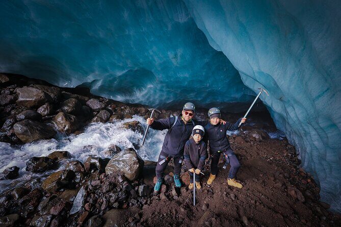Early Bird Ice Cave with 5 Professional Photos - Key Points
