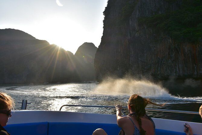 Early Bird Phi Phi Island & 4 Islands Speed Boat Tour from Krabi - The Experience at a Glance