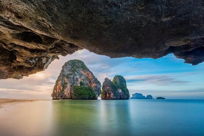 Early bird Phi Phi islands and 4 Islands by Speedboat Tour - The Sum Up