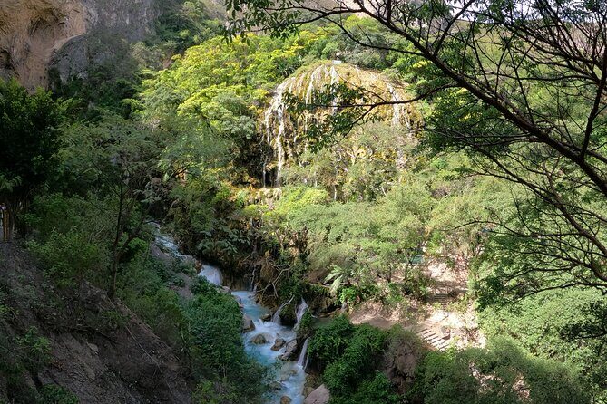 Early & Express Tolantongo Hot Springs - Breakfast and Additional Activities