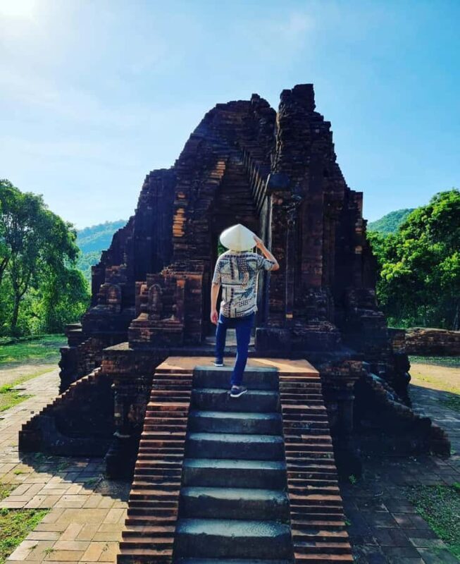 Early My Son tour/transfer to avoid crowd and the heat - Why Choose an Early Tour?