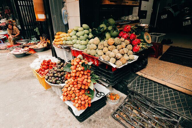 Early Riser Walk: Grandma Noodles, Cafe, Exotic Fruits & History - Why You Should Consider This Tour