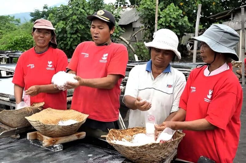 East Bali Full-Day Tour with Kusamba Traditional Salt Making - Key Points