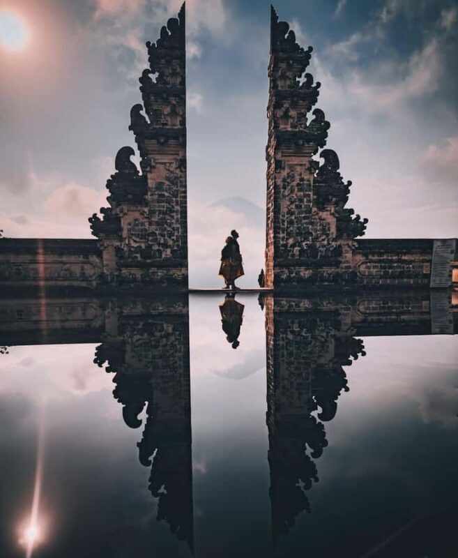 East Bali: Lempuyang Temple, Tirta Gangga & Virgin Beach - Authenticity and Real Experiences