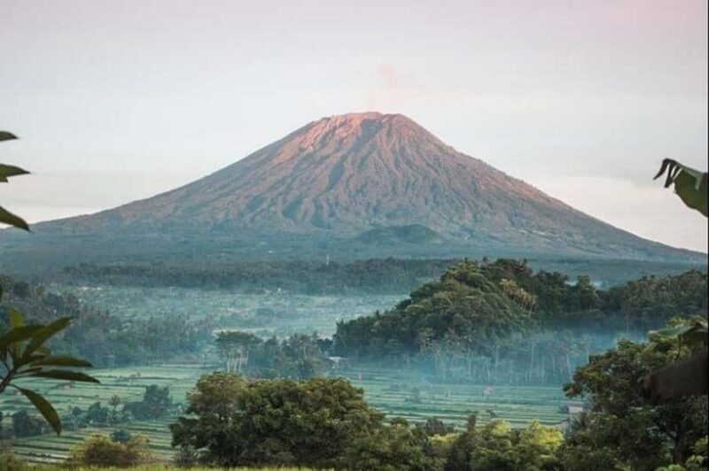 East Bali Tour: Gate of Heaven, Water Palace, Sleeping Gajah - Key Points