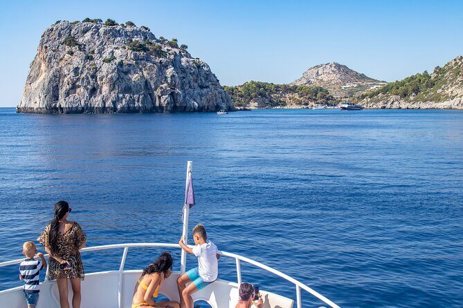 East Coast Bay to Bay Full-Day Boat Trip with Transfers - Who Would Enjoy This Tour?