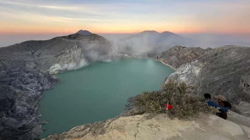 East Java: Bromo, Ijen, and Tumpak Sewu Waterfall Tour - The Sum Up: Who Is This Tour Best Suited For?