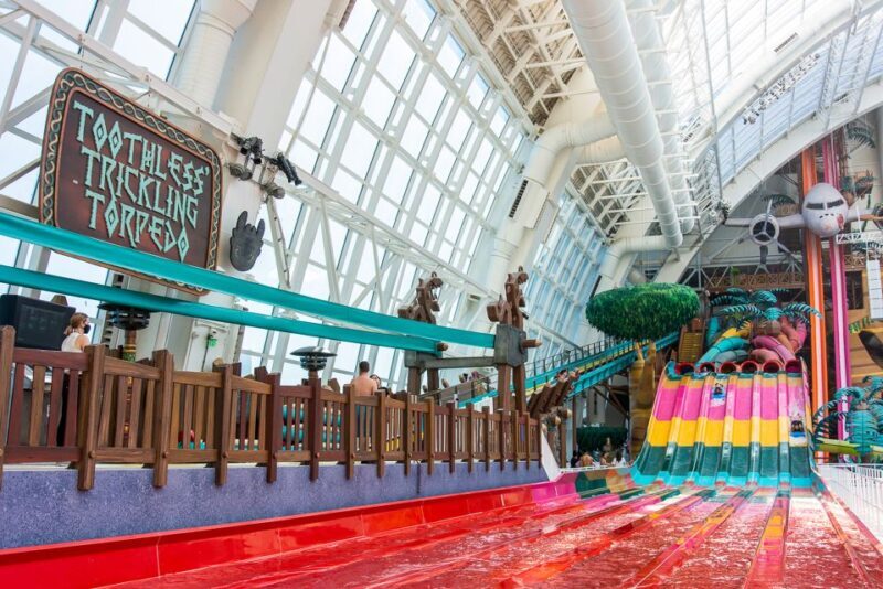 East Rutherford: Dreamworks Indoor Water Park Entry Ticket - FAQ