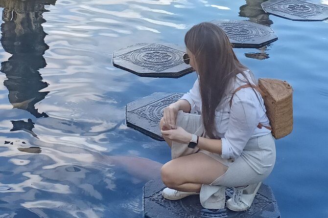 Eastern bali tour. lempuyang temple,tirta gangga,goa lawah, virgin beach. - FAQs