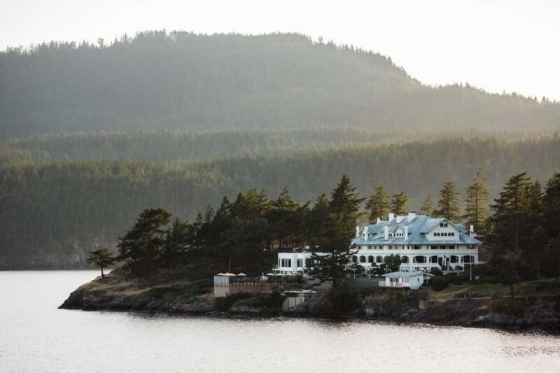 Eastsound: Orcas Island Bioluminescent Kayak Tour - An Honest Look at the Bioluminescent Kayak Adventure