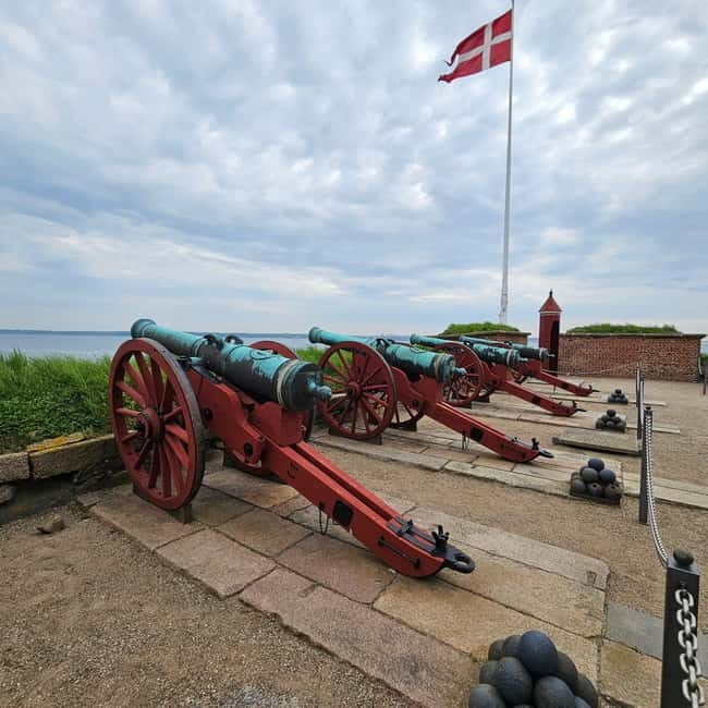 Easy Pace Tour of Kronborg Castle and Frederiksborg Palace - FAQs