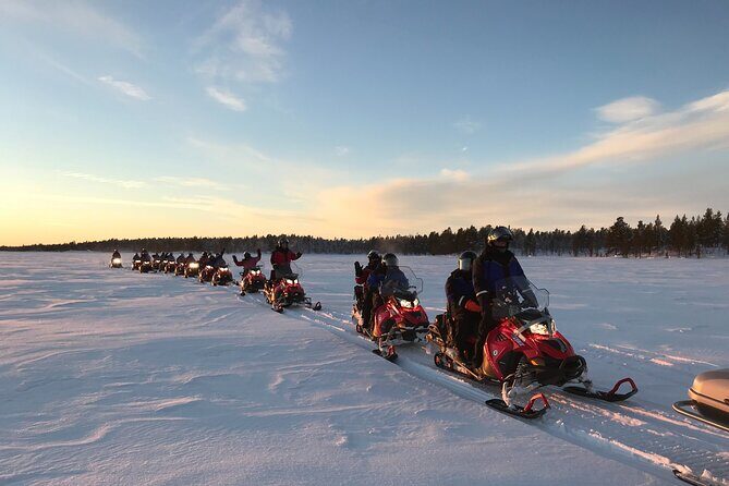 Easy Snowmobile Safari - What to Expect from the Snowmobile Safari