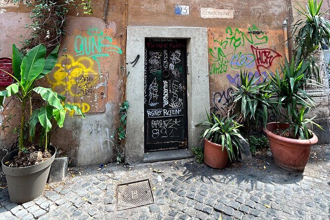 EAT AND DRINK LIKE A LOCAL - Wine Tasting in Trastevere w/ Gelato - FAQ