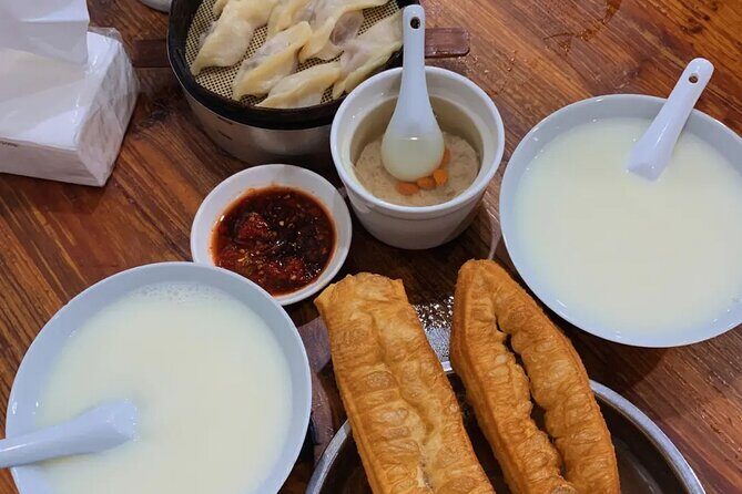 Eat Like a Local! Beijing Private 2 Hour Breakfast Tour in Hutong - Key Points