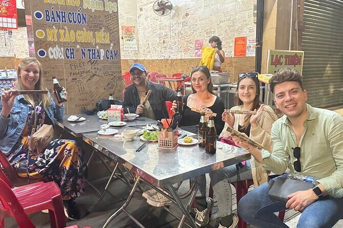 Eat Like a Local with a Local -Tip Based Walking Food Tour - Key Points