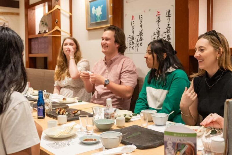 Eat Our Favorites! Osakas Backstreet Dining - Key Points