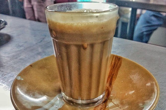 Eat your way to a foodgasm with a life blogger - A Deep Dive into the Mumbai Food Tour