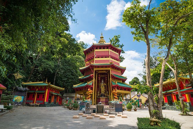 ECO Premium Jungle Hot Springs and Temple Tour - The Emerald Pool and Jungle Trek