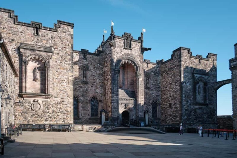 Edinburgh: Castle Guided Tour & Holyrood Palace Ticket - Who Will Appreciate This Experience