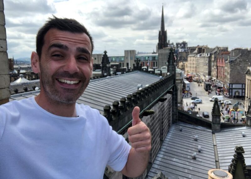 Edinburgh: Comedy Walking Tour with Professional Comedian - Considerations for Potential Participants