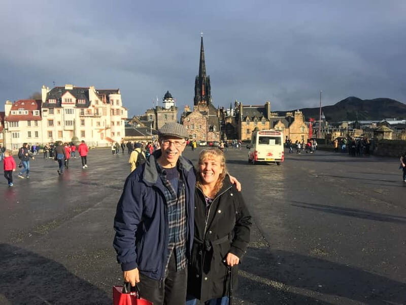 Edinburgh: Custom Highlights & Hidden Gems Tour with a Local - The Walking Experience: Pros and Cons