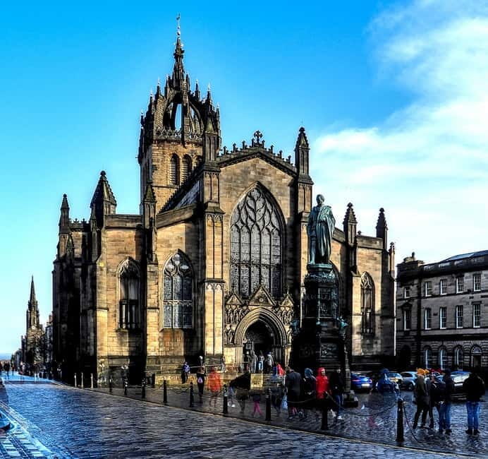 Edinburgh: Dark History Royal Mile Walking Tour - Duration and Pacing
