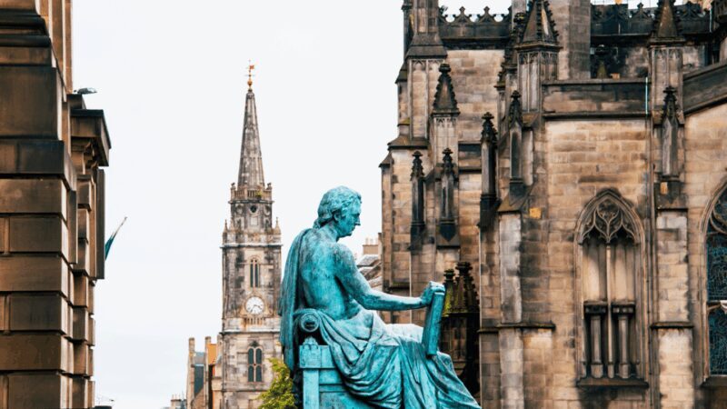 Edinburgh: Discover Edinburgh's Old Town Walking Tour - Key Points