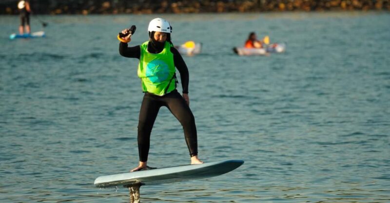 Edinburgh: Fly Over Water On an Electric Hydrofoil Surfboard - What You Can Expect from the Experience