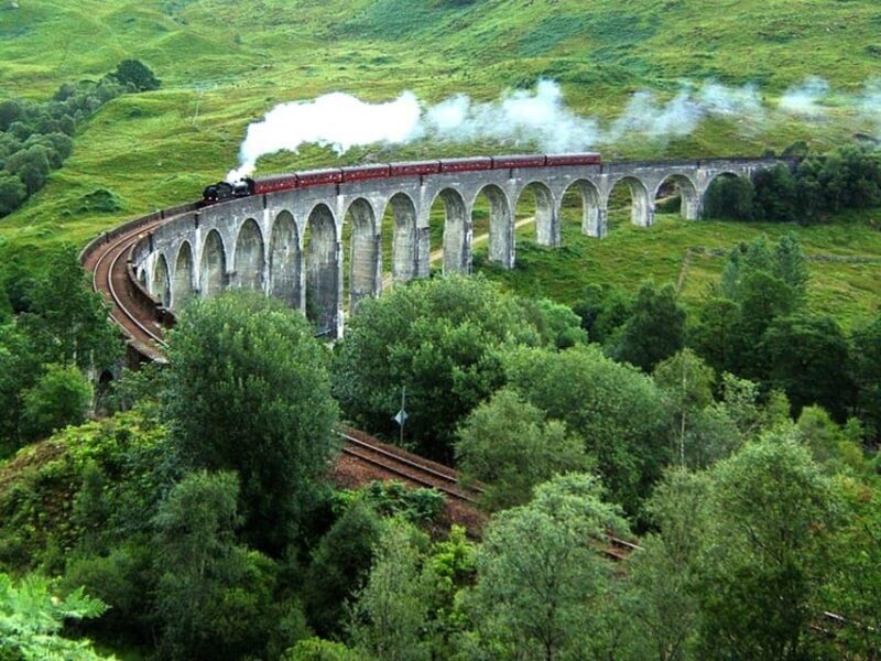 Edinburgh: Glenfinnan, Fort William & Glencoe Private Luxury - The Practical Side