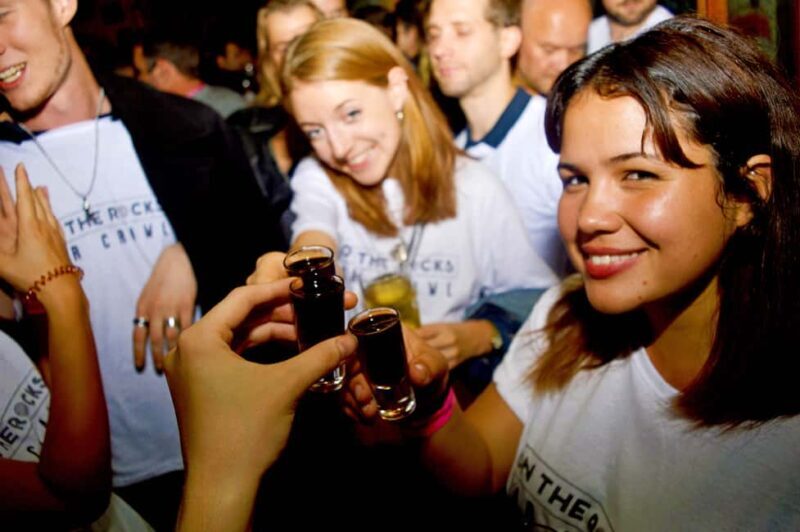 Edinburgh Halloween Bar Crawl: 5+ Venues, Free Shots & More - An In-Depth Look at the Edinburgh Halloween Bar Crawl
