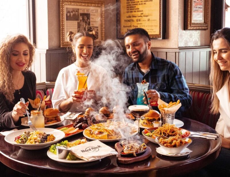 Edinburgh: Hard Rock Cafe with Set Menu for Lunch or Dinner - Key Points
