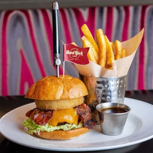 Edinburgh: Hard Rock Cafe with Set Menu for Lunch or Dinner - Diving Into the Details: What Travelers Say