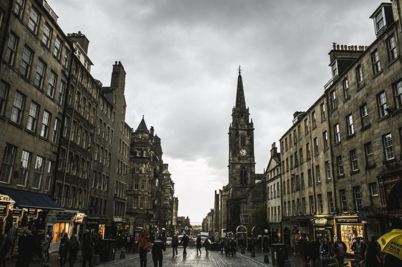 Edinburgh: Harry Potter Tour & Amazing Illusions Experience - Who Should Consider This Tour?