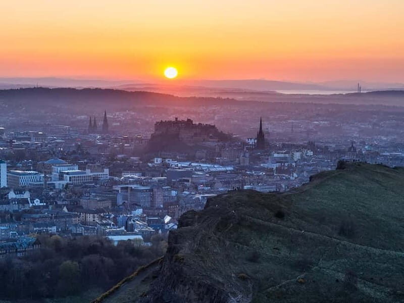 Edinburgh: Hike Arthur's Seat - Sunset, Sunrise, Daytime - Exploring Edinburgh Through a Guided Hike to Arthur’s Seat