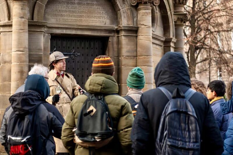 Edinburgh: Historical Gems Tour with Whisky & Local Flavours - Who Is This Tour Best For?