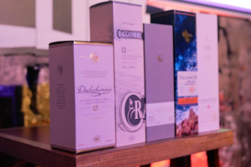 Edinburgh: Mountebank Comedy Whisky Tasting - Introduction
